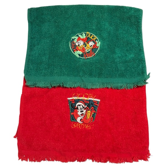 Disney | Holiday | Vintage Walt Disney Co 2 Christmas Hand Towels Goofy ...